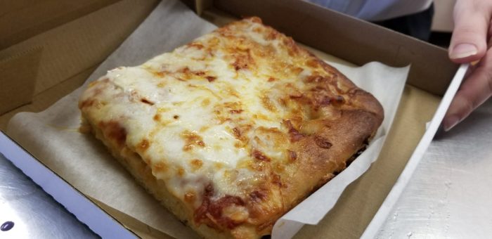 Delicious Dash Pizza At The Incredibles Expo In Tomorrowland | Chip and ...