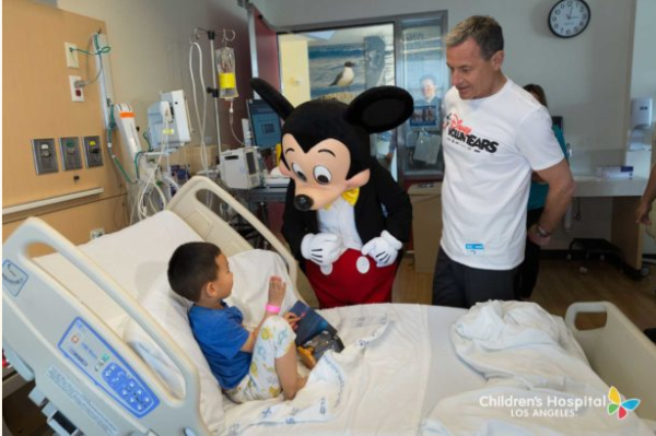Disney VoluntEARS Bring Magic To Children's Hospitals | Chip and Company