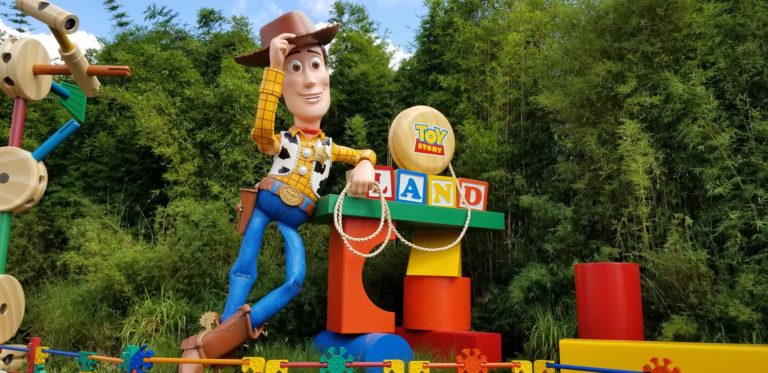 Take A Tour Of The Incredible Toy Story Land | Chip and Company