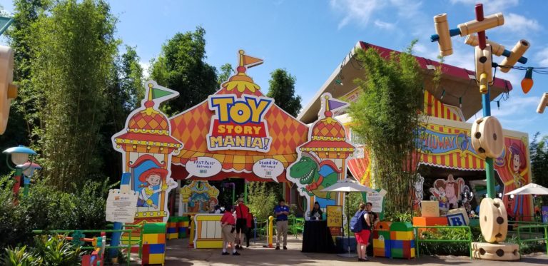 Take A Tour Of The Incredible Toy Story Land | Chip and Company