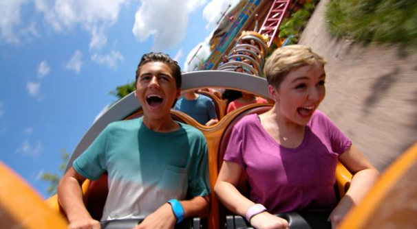 ‘Freaky Friday’ Star Cozi Zuehlsdorff Visits Toy Story Land at Disney’s ...
