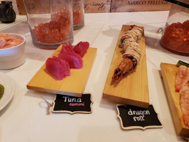 Sunday Bubbles Brunch Photo Tour Review | Chip and Company