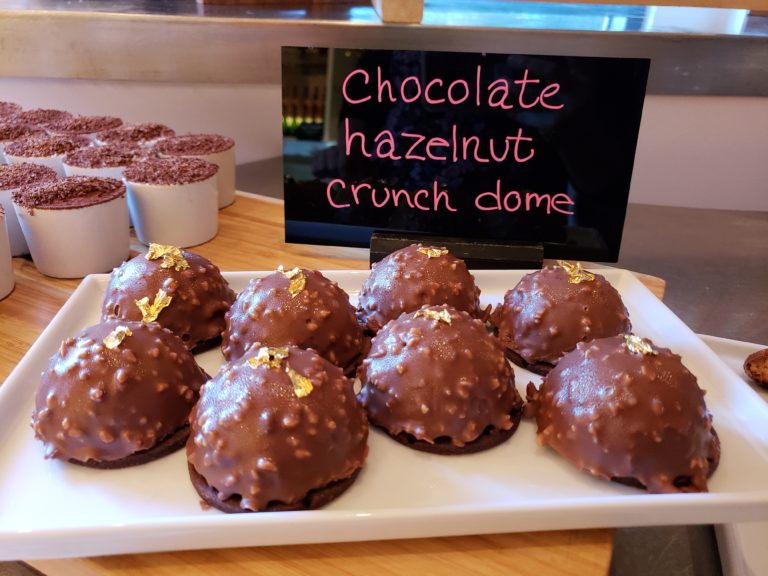 Sunday Bubbles Brunch Photo Tour Review | Chip and Company