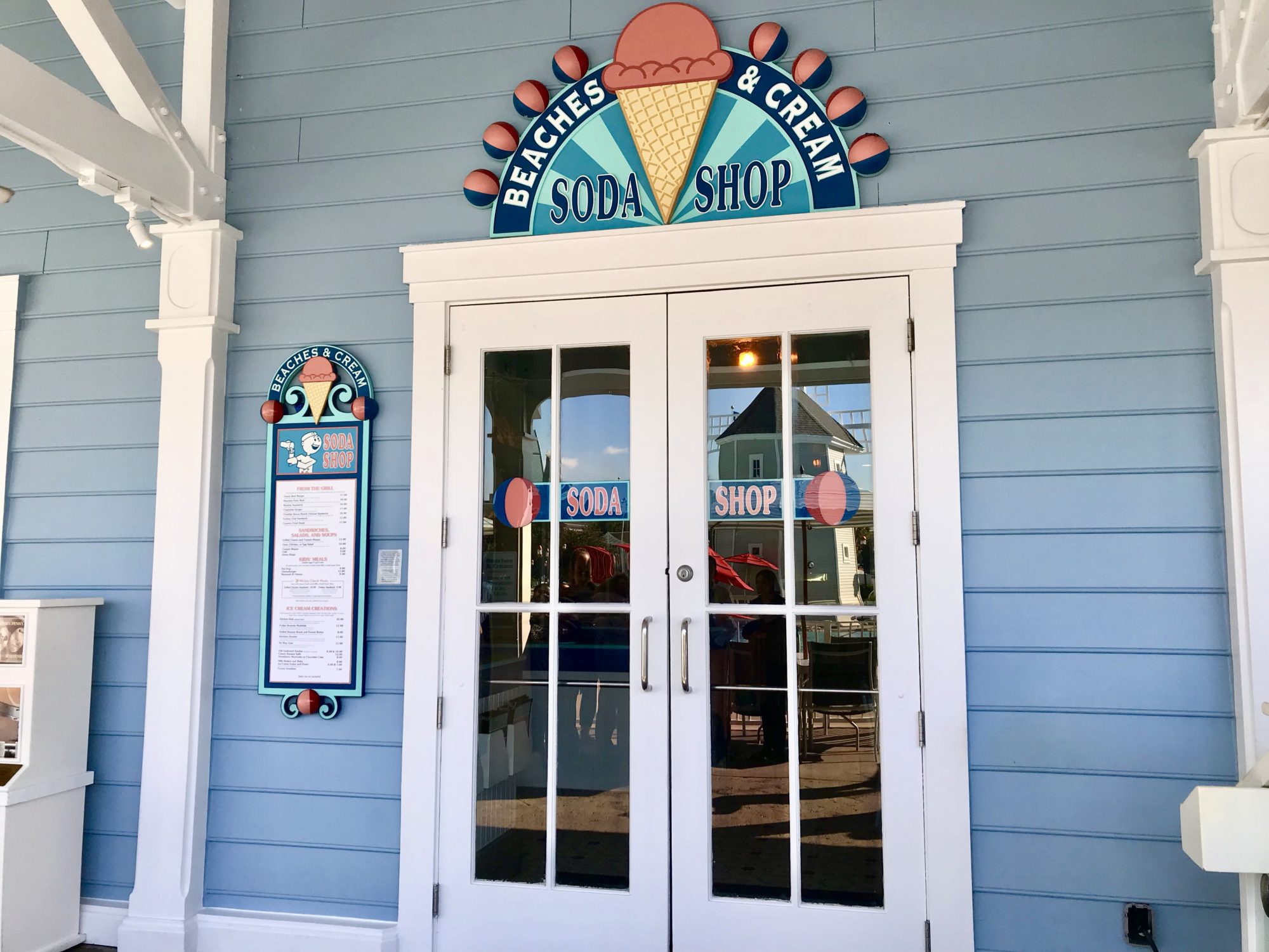 Beaches & Cream Adds New Colossal Specialty Shakes | Chip and Company
