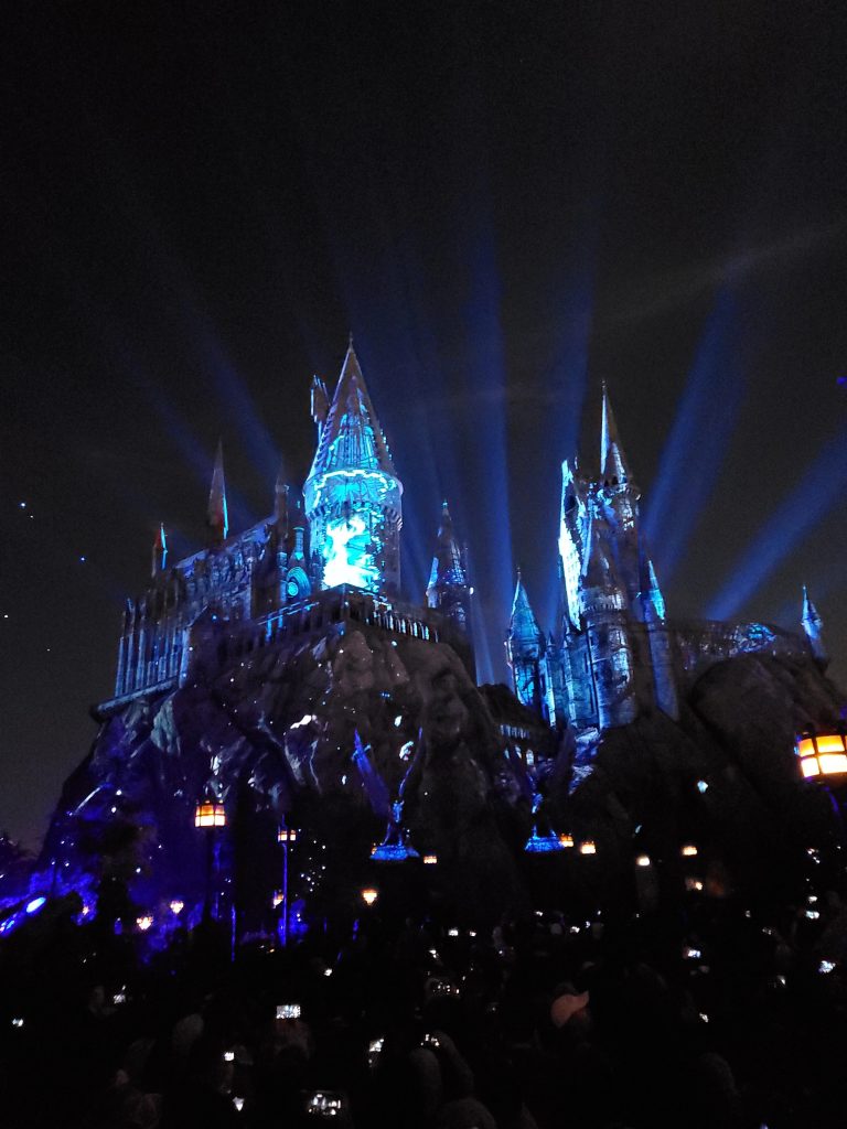 Watch the Dark Arts Castle Light Show at Universal Hollywood | Chip and ...
