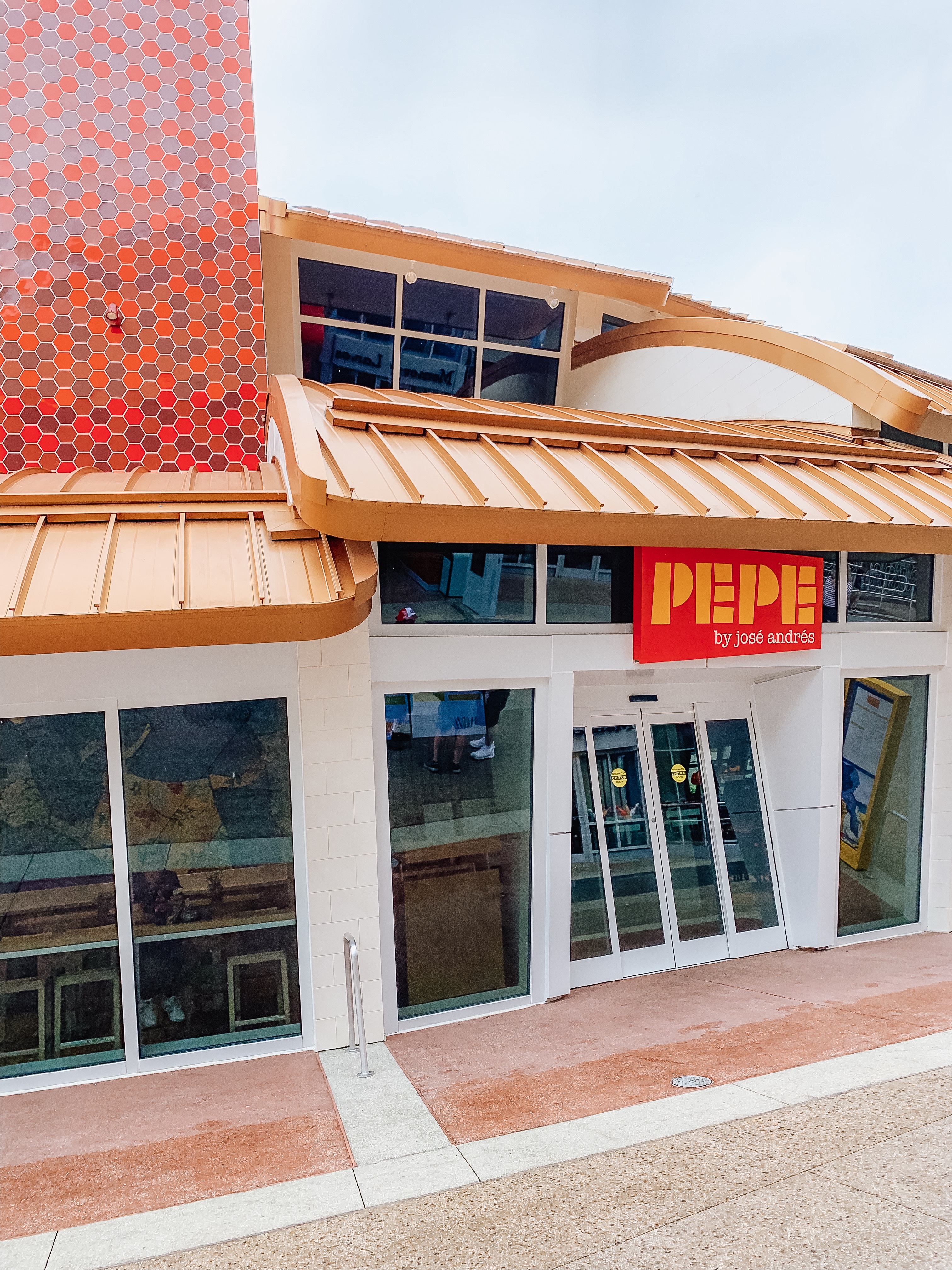 Pepe by José Andrés Boasts Fresh, Quick Spanish Eats | Chip and Company