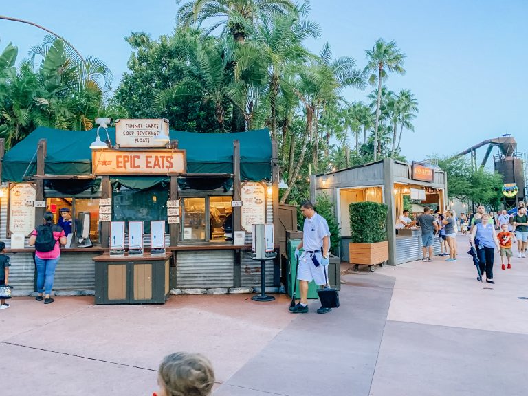 Oasis Canteen Reopens with Specialty Cocktails | Chip and Company