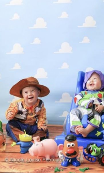 UK Photographer Has Disney Photoshoot With Special Needs Children ...