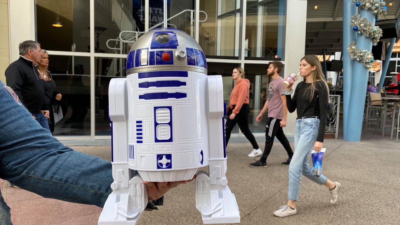 New R2-D2 Popcorn bucket/sipper now available at AMC Theaters in Disney ...