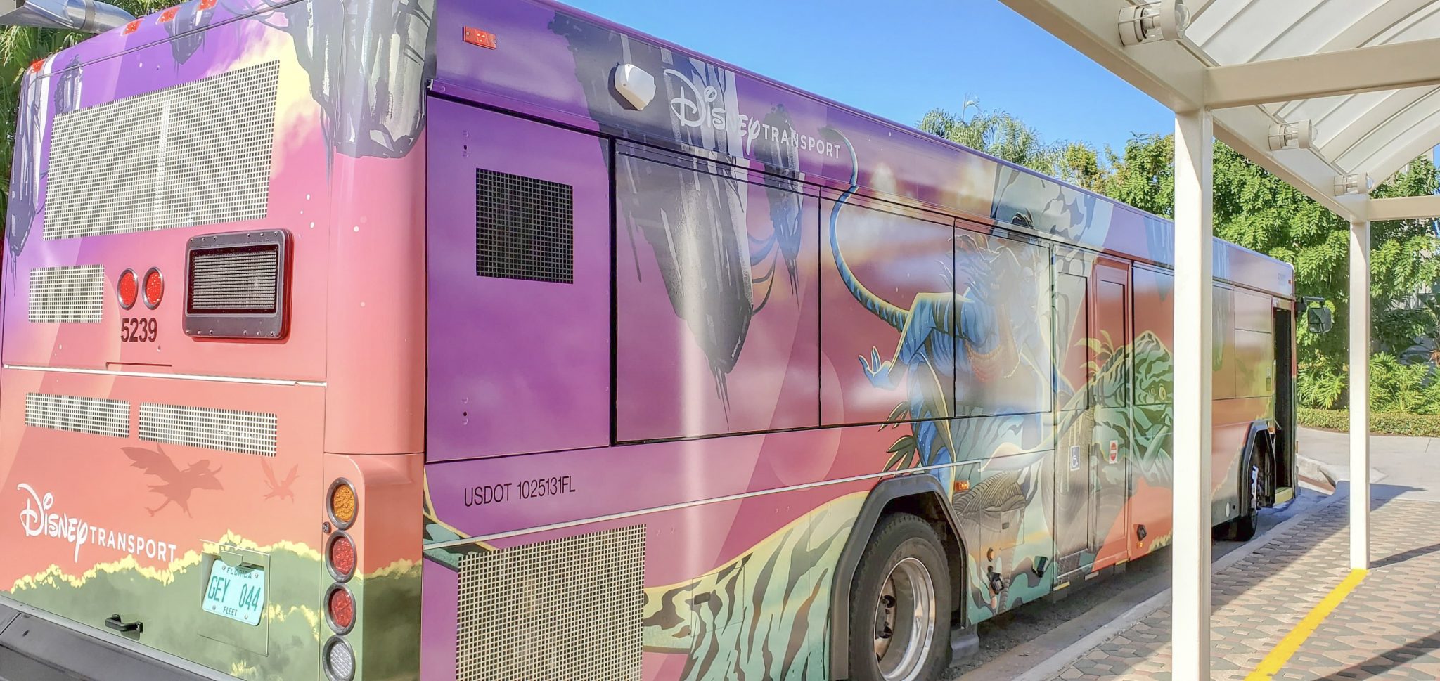New Pandora-Themed Bus Spotted at Walt Disney World | Chip and Company