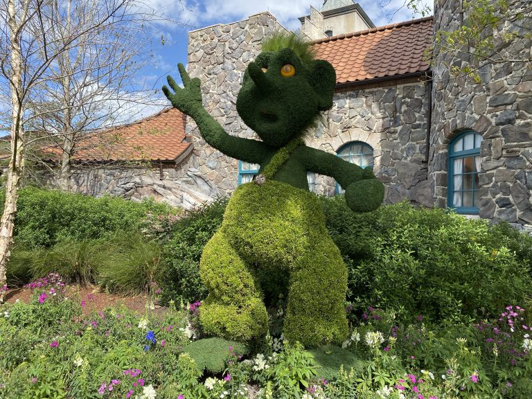 2020 Epcot Flower And Garden- Topiaries Have Begun To Arrive | Chip and ...