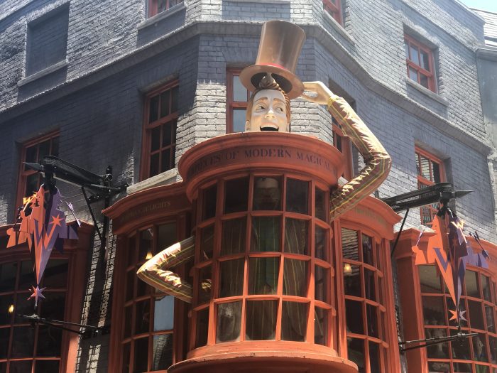 Find Out How The Merchandise Was Designed At Universal's Weasleys ...