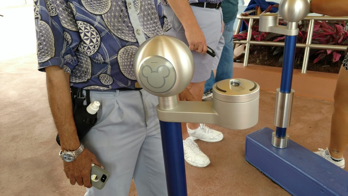 Disney World to discontinue Fingerprint Scanners at Park Entrances ...