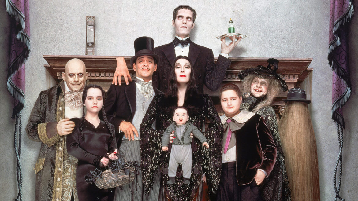 Tim Burton to Helm New 'The Addams Family' Live-Action Series | Chip ...