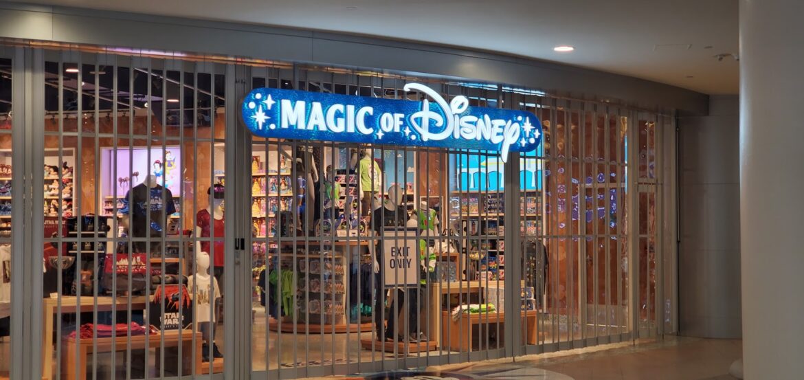 The Magic of Disney store has reopened at the Orlando Airport | Chip ...