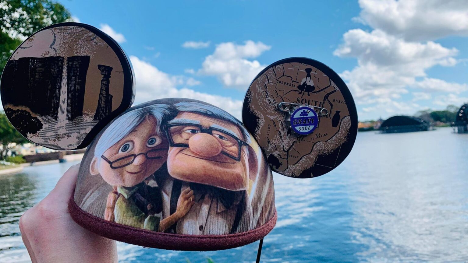 New UP MagicBand And Designer Mickey Ear Hat At Walt Disney World ...