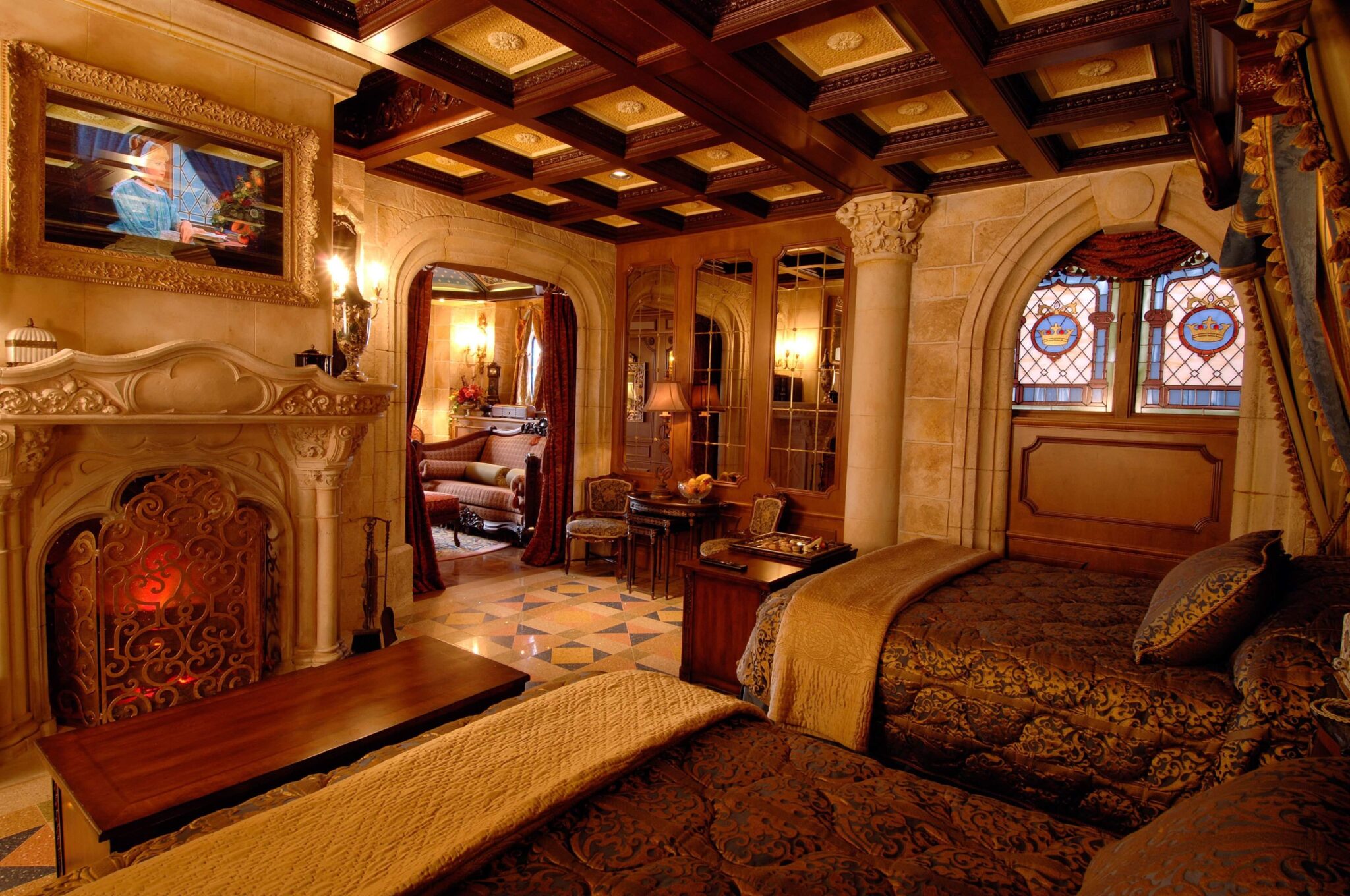 Disney Shares a Tour of the Exclusive Cinderella Castle Suite in the ...