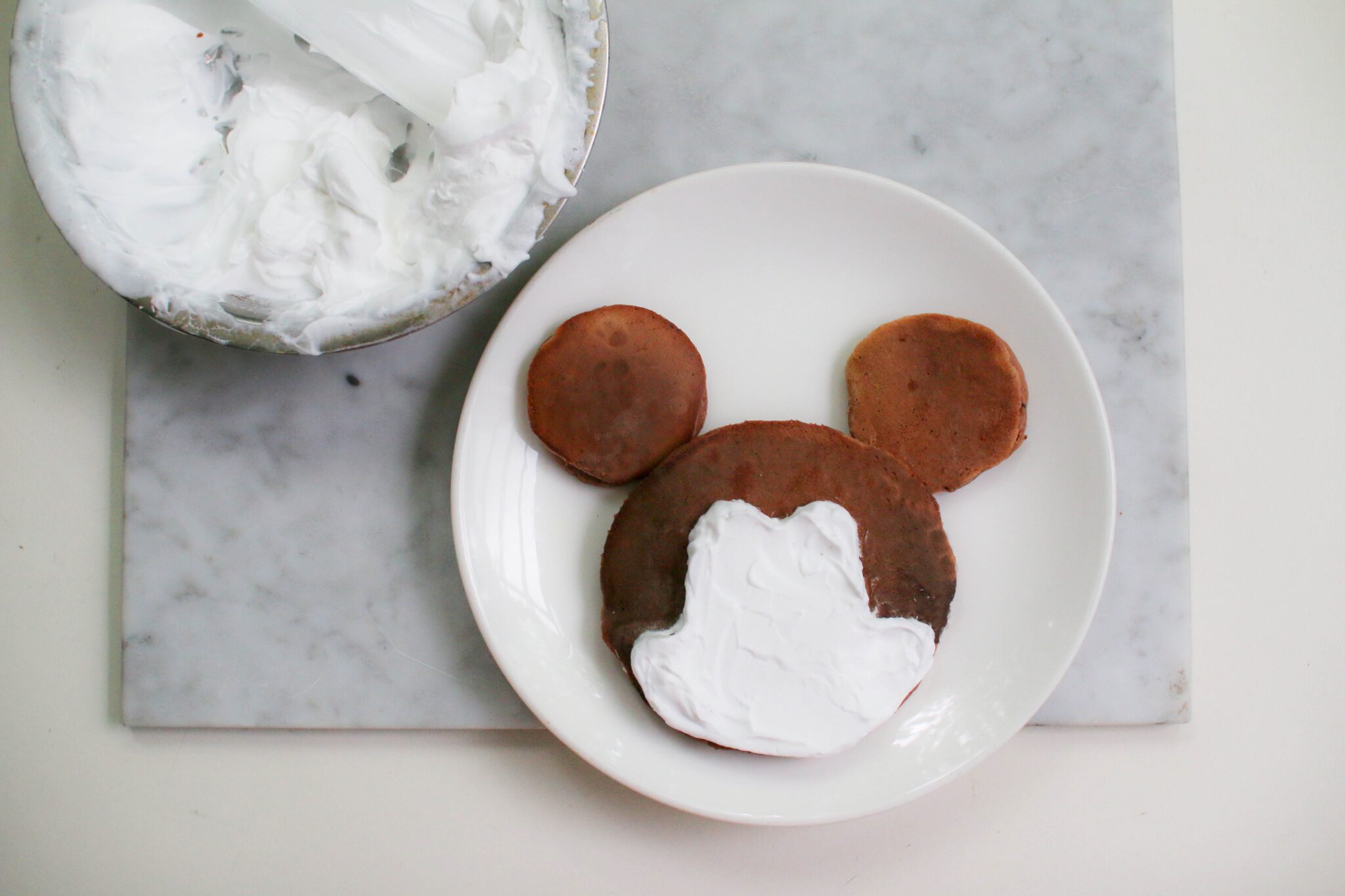 Adorable Minnie Tsum Tsum Pancakes You Can Make At Home! | Chip and Company