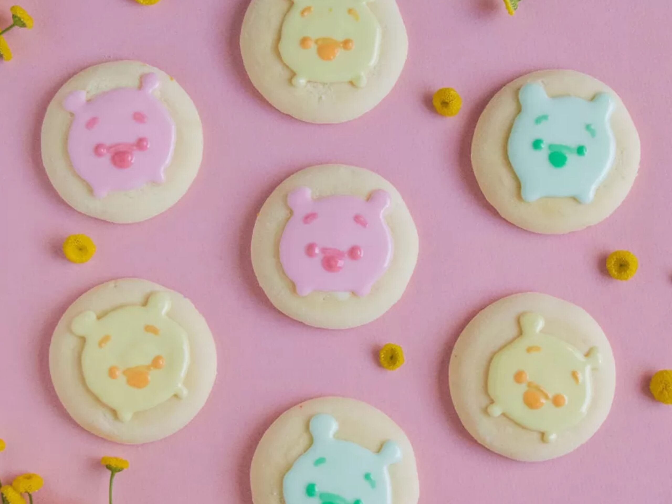 Welcome The Springtime With These Cute Winnie The Pooh Cookies! | Chip ...