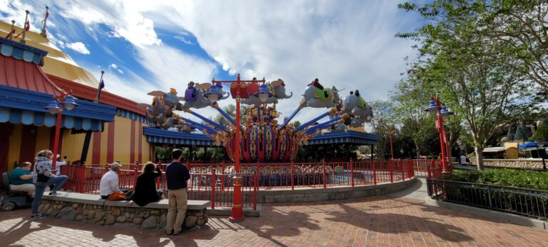 Indoor play area reopened for Dumbo the Flying Elephant | Chip and Company