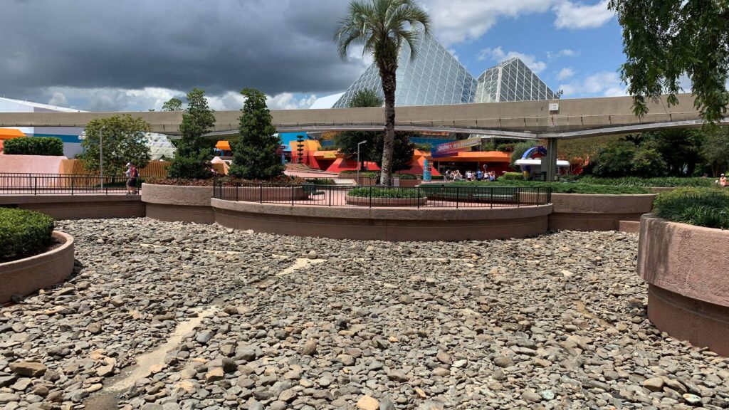 epcot-water-draining