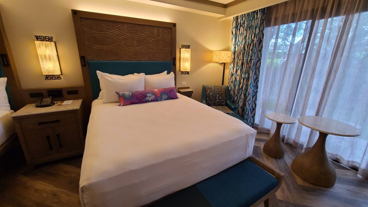 Take a tour of the new Moana Themed Rooms at Disney's Polynesian Resort ...