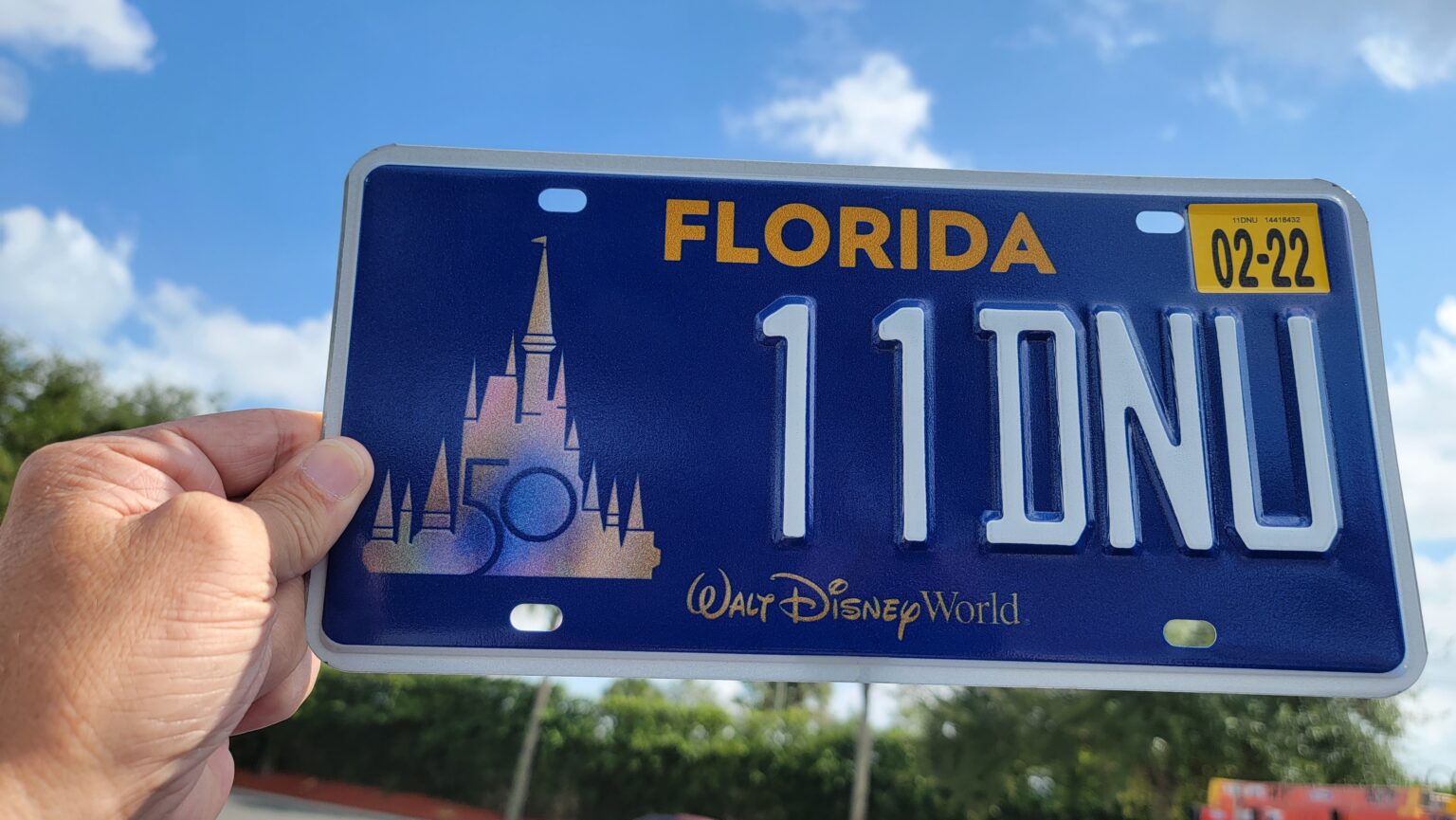 First look at Walt Disney World 50th Anniversary license plate | Chip ...