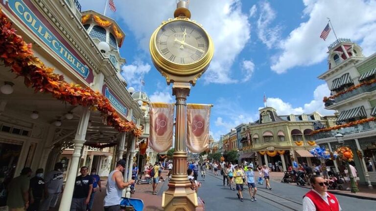 Magic Kingdom clock gets 50th Anniversary Makeover | Chip and Company