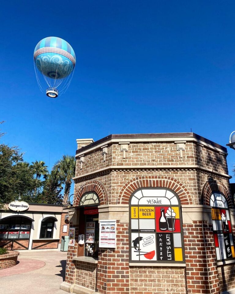 Holiday Peppermint Chocolate Milk Boba Tea in Disney Springs Will Get ...