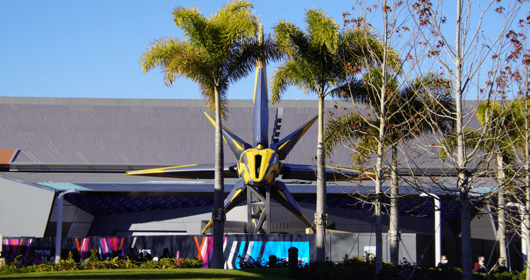 Behind the scenes look at the Nova Corps Starblaster at the Guardians ...