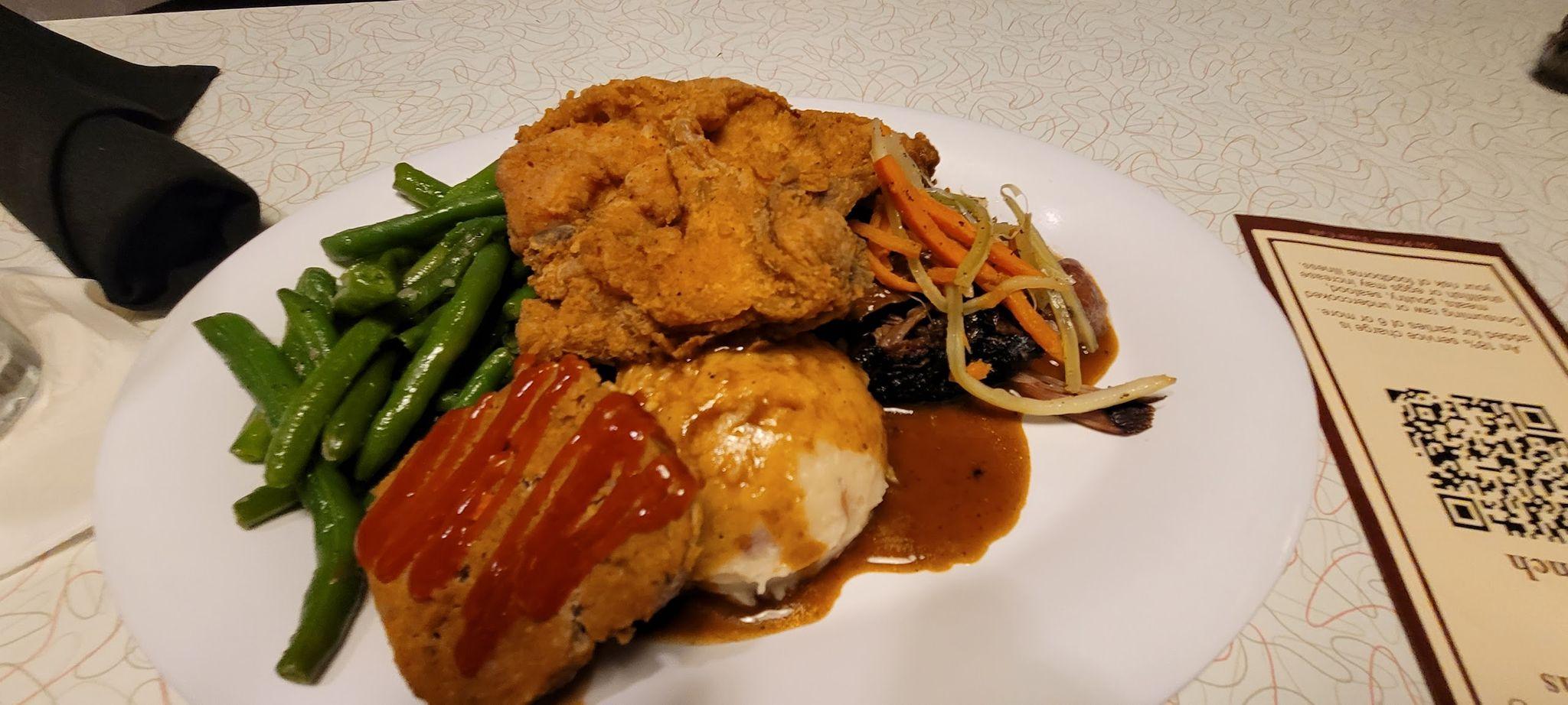 50's Prime Time Cafe Dining Review; Homestyle Food and Fun the Whole ...