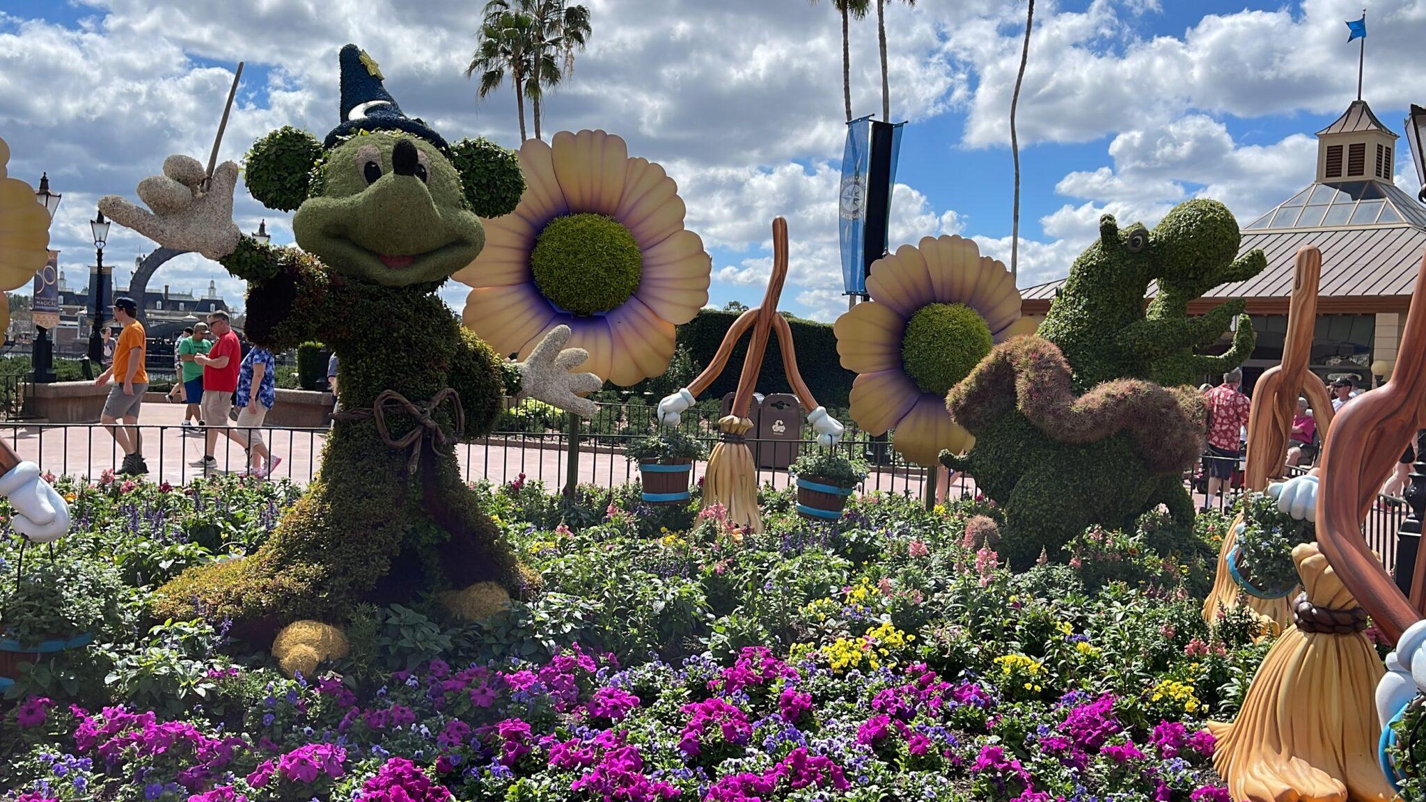 Figment and 3 Caballeros Topiaries on display just in time for the ...