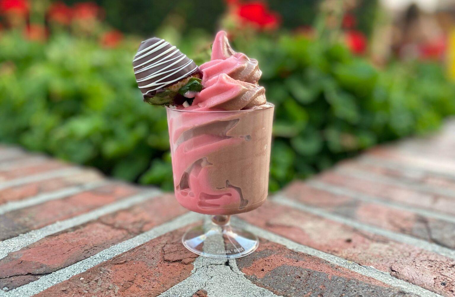 Chocolate Strawberry Dole Whip returns to Walt Disney World | Chip and ...