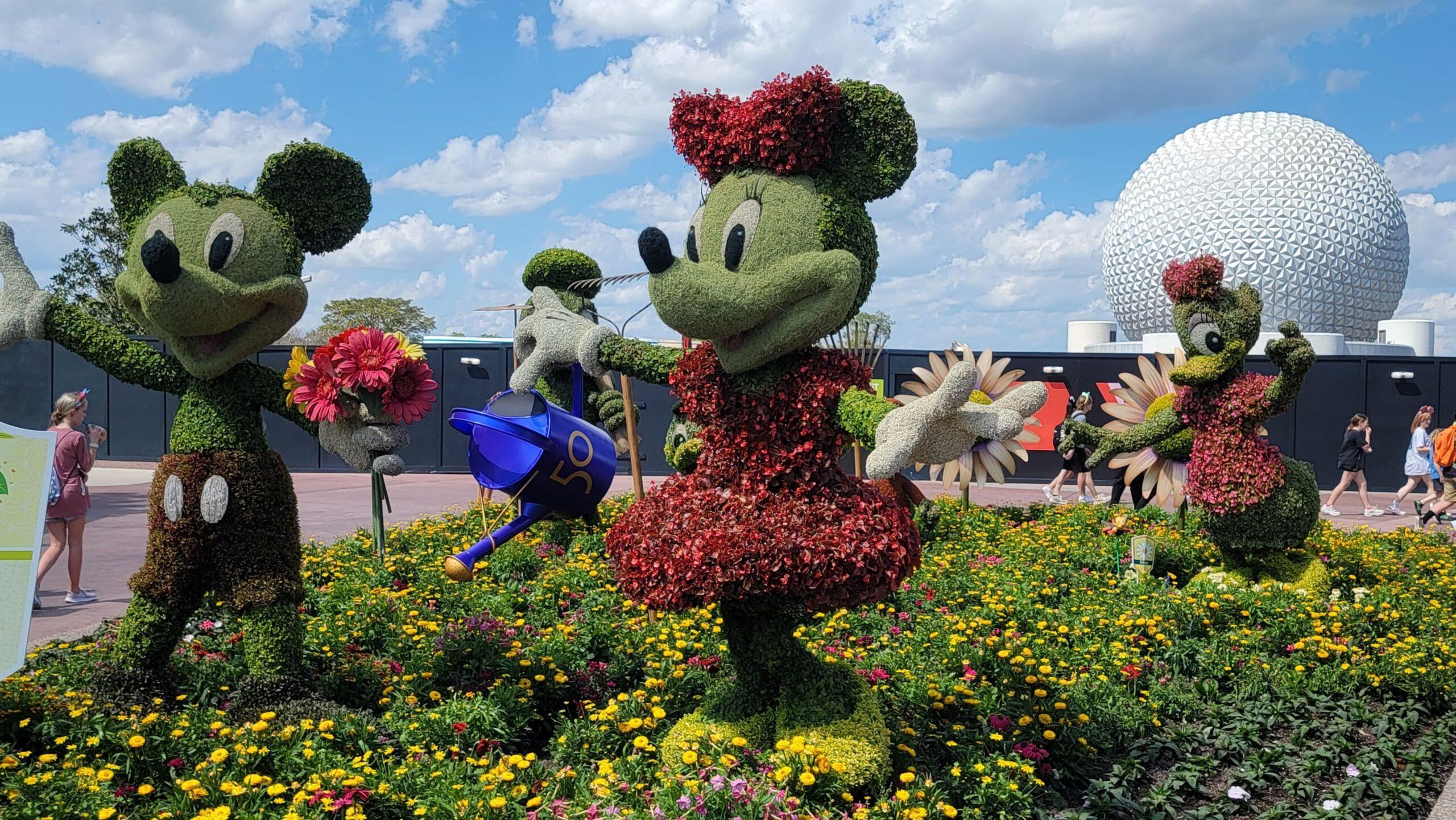 50th Anniversary Watering Can added to Mickey & Minnie Flower & Garden ...