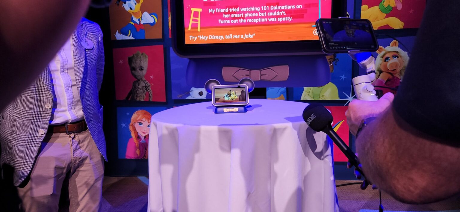 New details for Hey Disney Digital Voice Assistant Coming to Walt ...