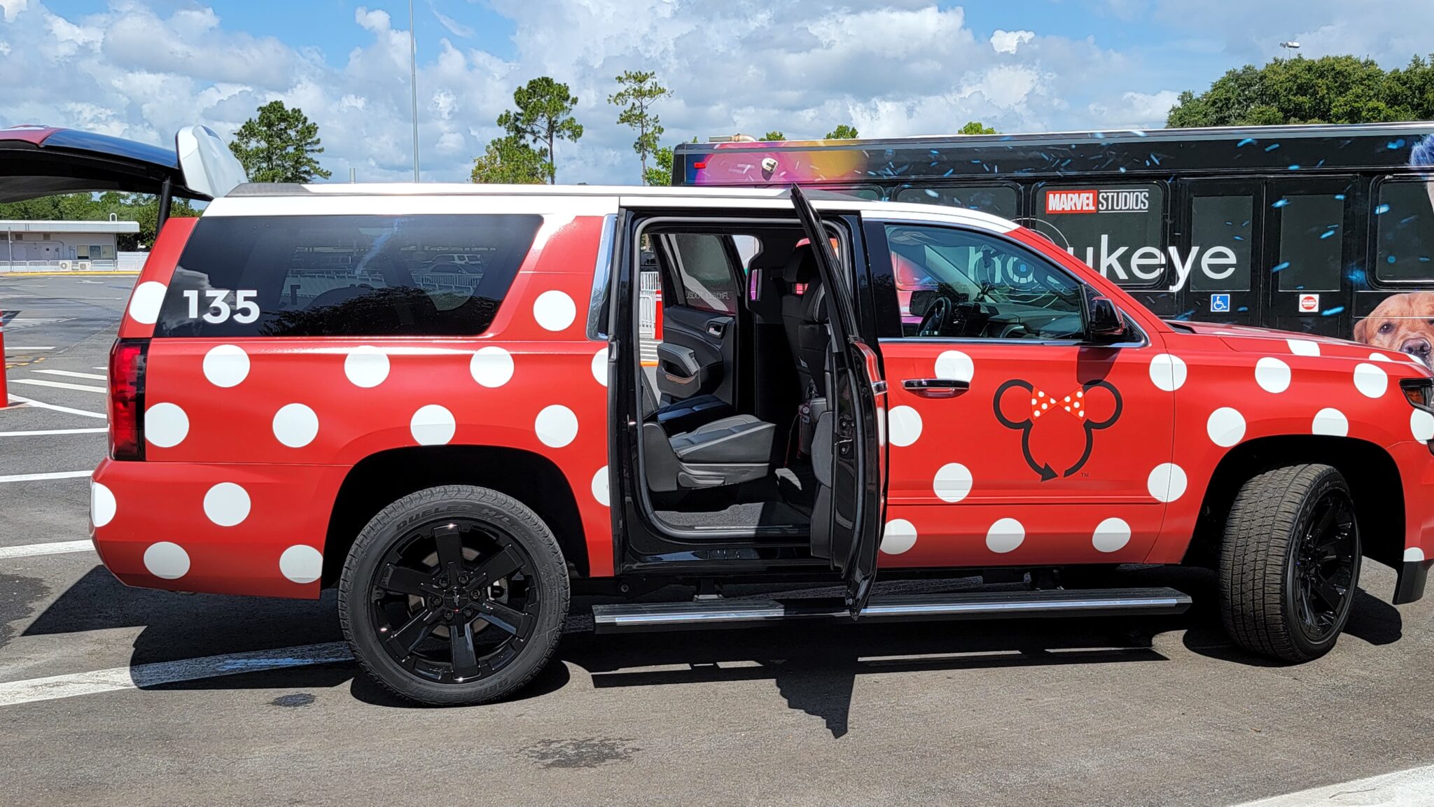 Disney Cast Members giving guests preview of new Minnie Vans | Chip and ...