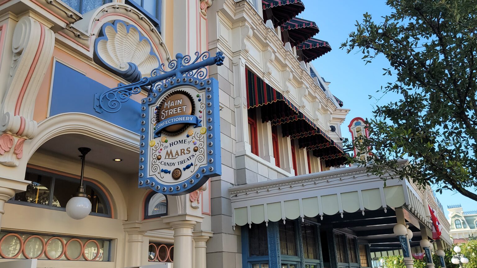 Main Street Confectionery Sign Updated to show Mars Candy Company ...