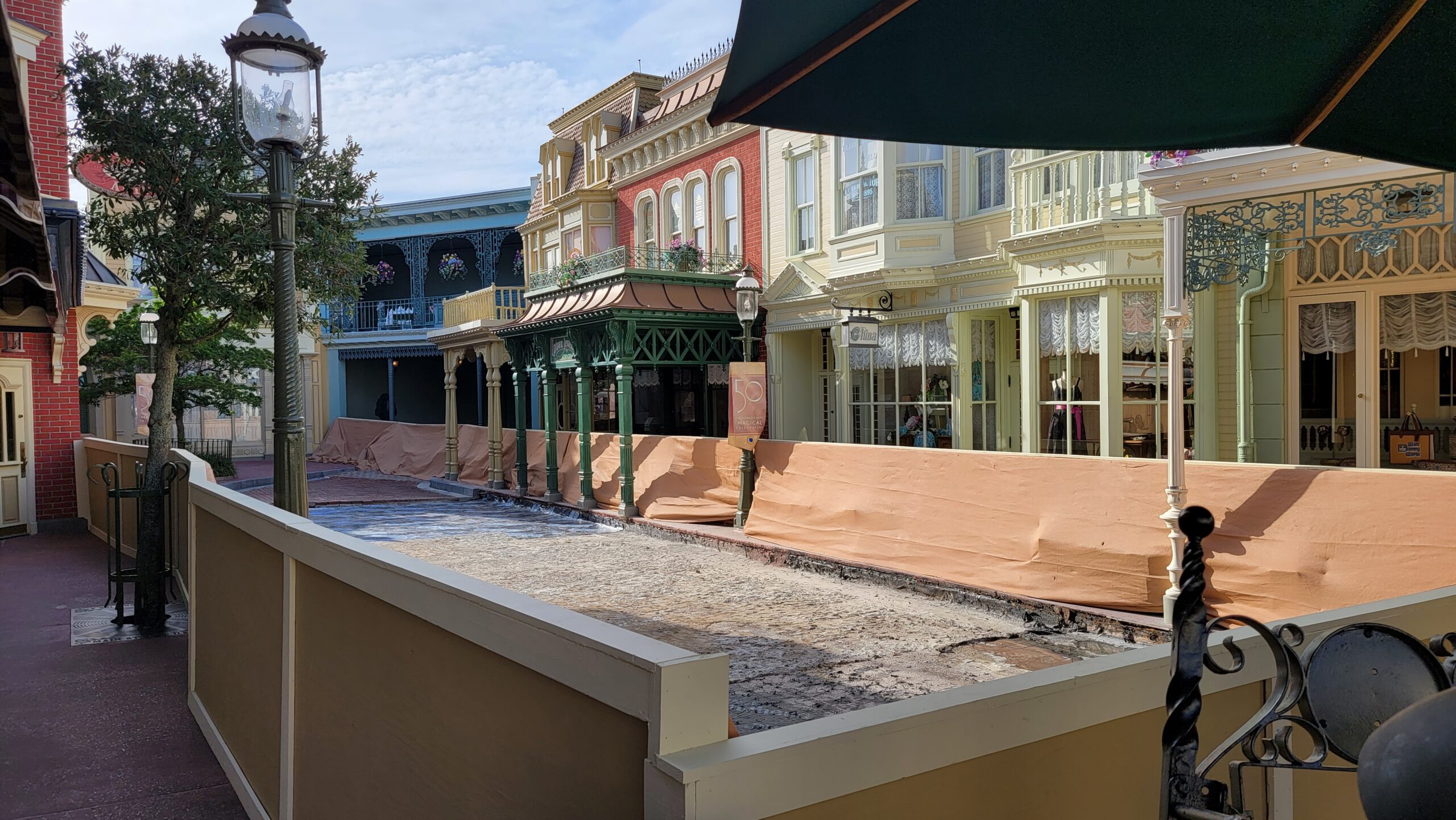 Magic Kingdom Main Street Construction still underway | Chip and Company