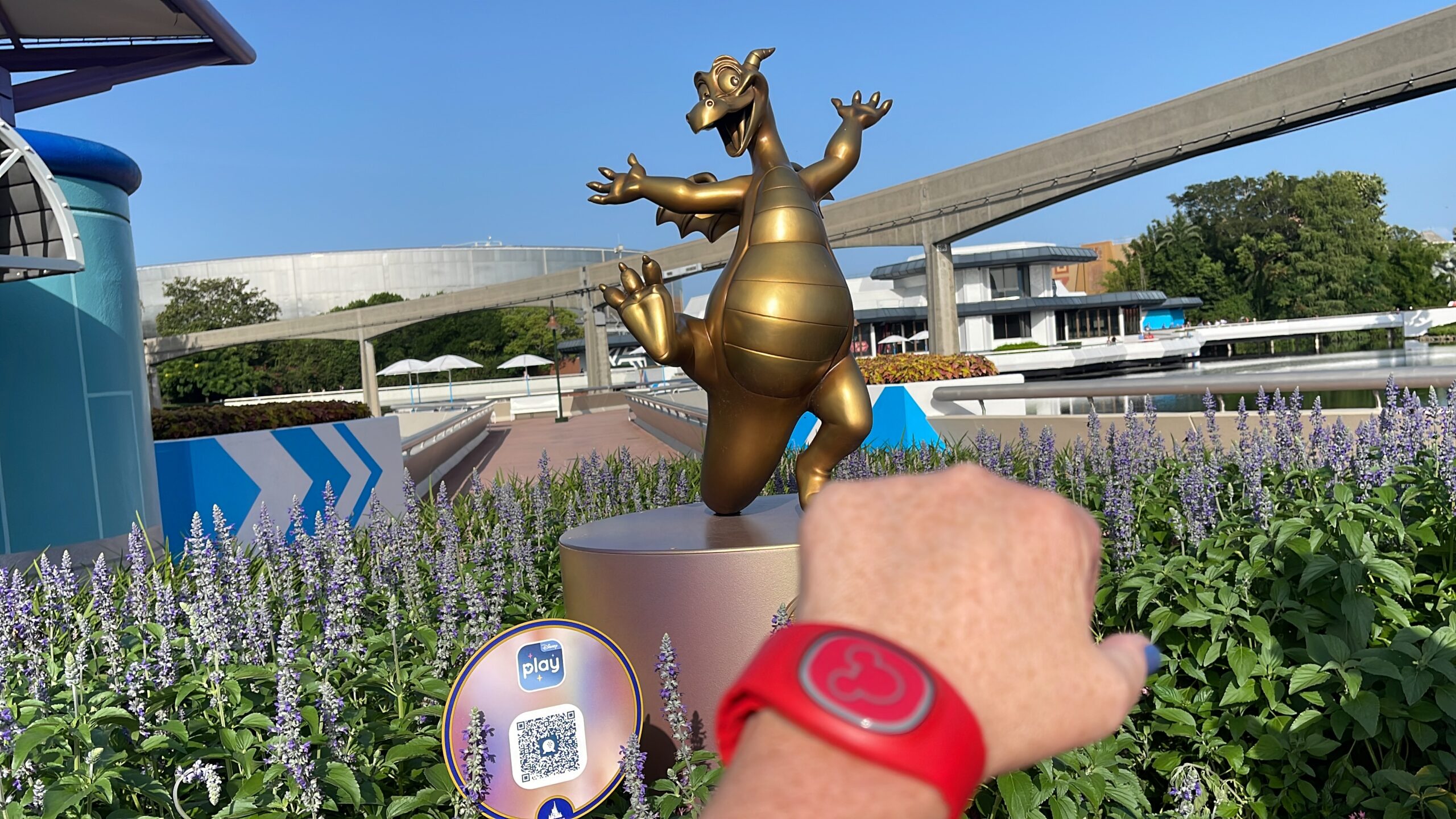 Disney adds QR codes for the Disney Play App | Chip and Company