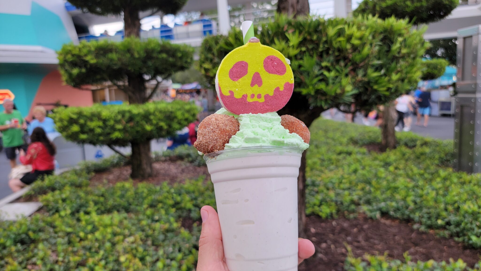 Auntie Gravity's Not-So-Poison Apple Pie Milkshake is so good! | Chip ...