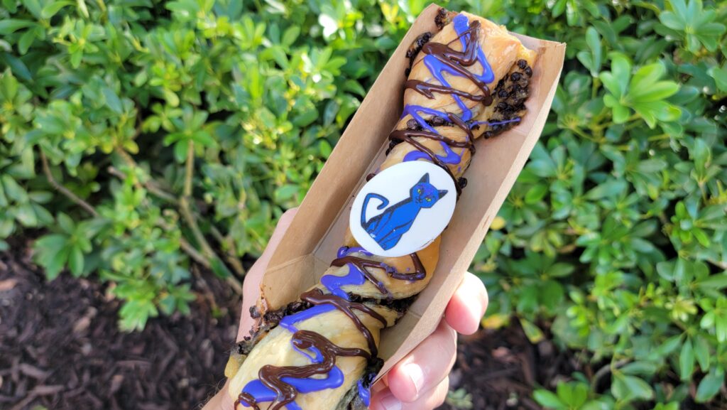 Dig into a Binx Pastry for Halloween in the Magic Kingdom | Chip and ...