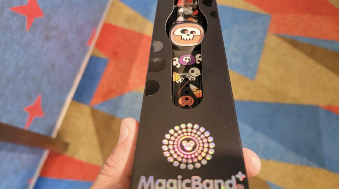 New Mickey Halloween MagicBand+ Is Filled With Spooky Vibes! | Chip and ...