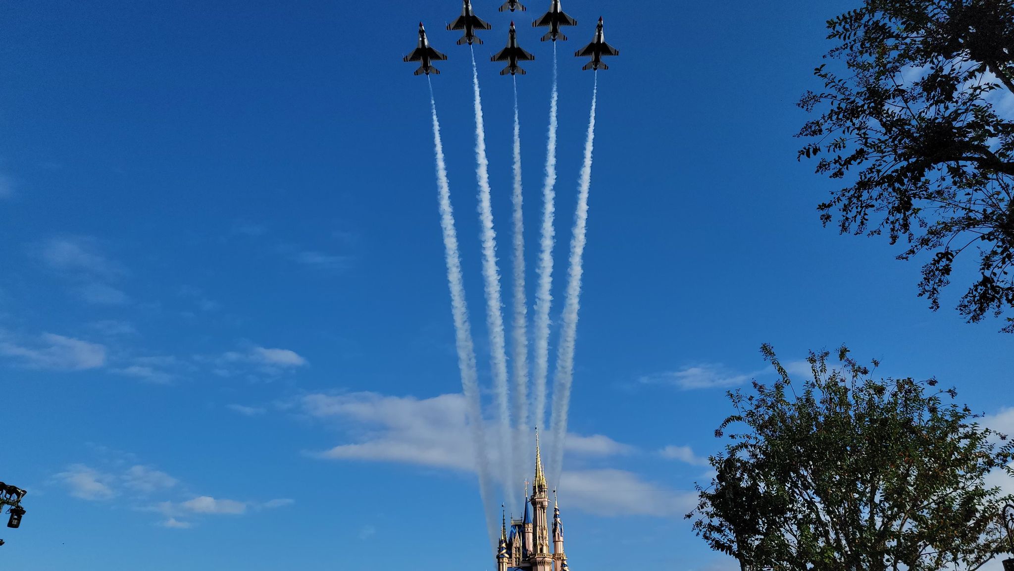 U.S. Airforce Thunderbirds Flyover the Magic Kingdom | Chip and Company