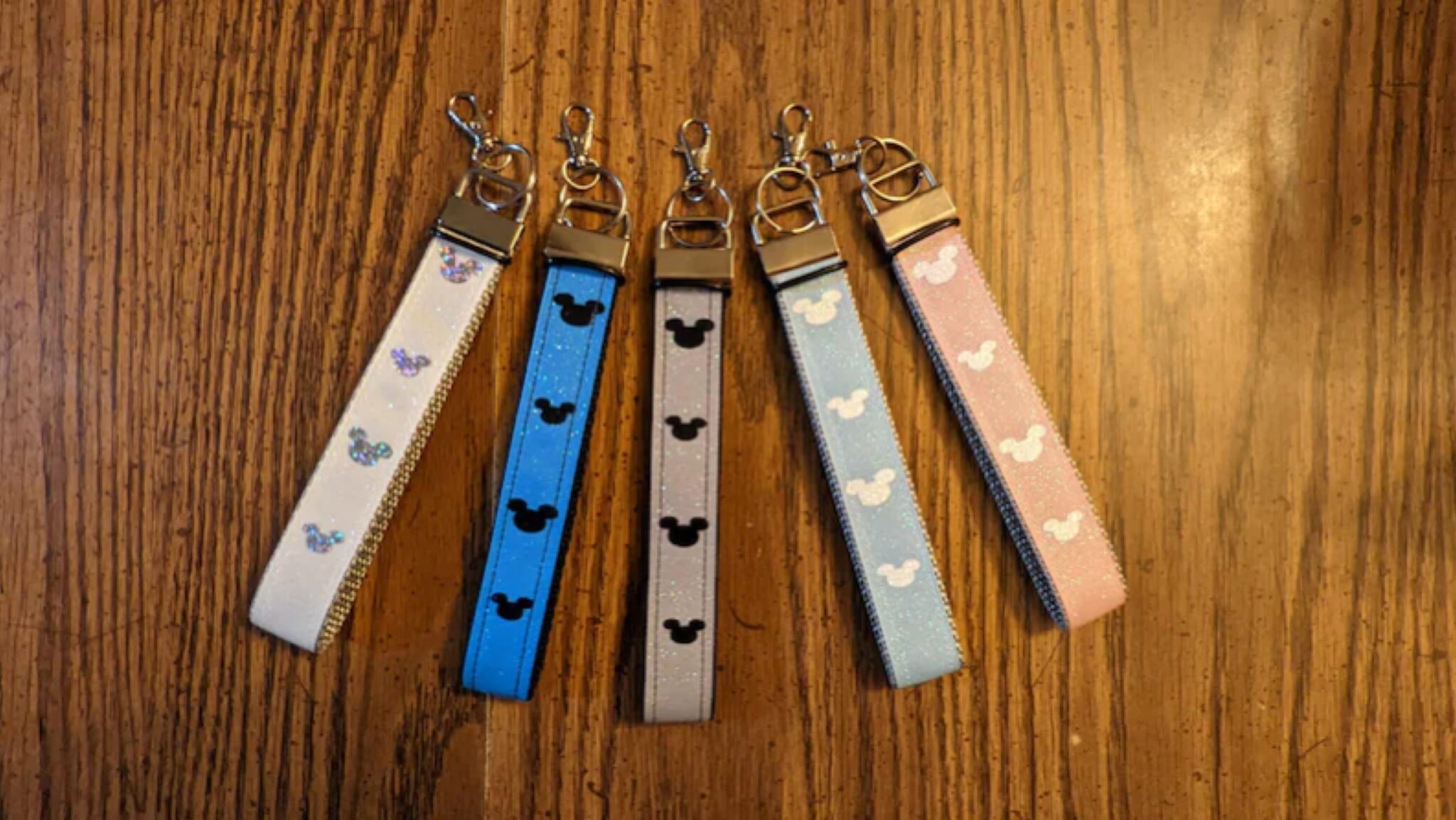 Magical Minnie Ears Holder Keychain For Any Disney Fan! | Chip and Company