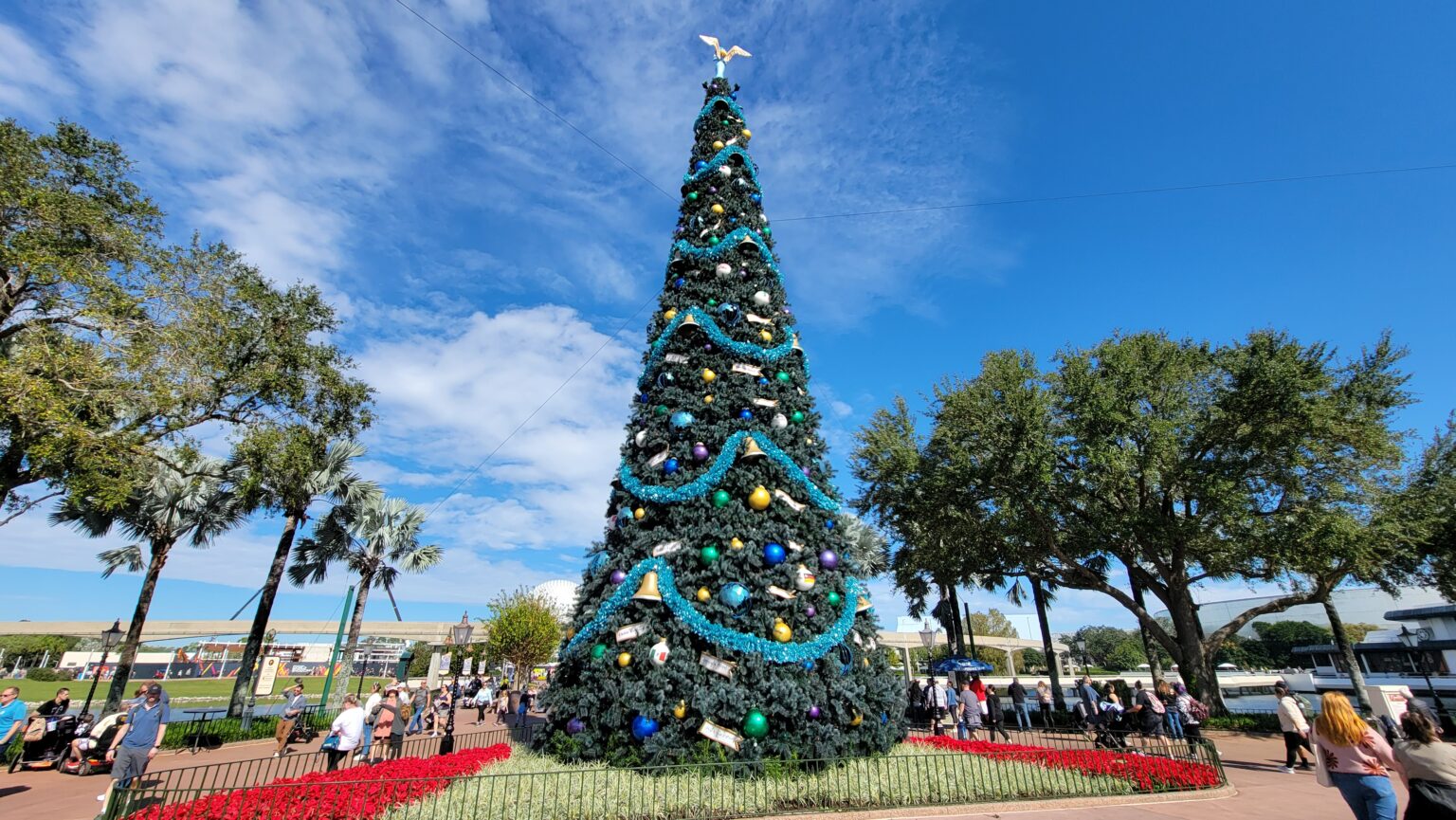 Epcot's Christmas Tree is Finally Up just in time for the Festival of ...