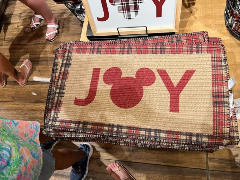 Disney Holiday Joy Collection Available At Walt Disney World! | Chip ...