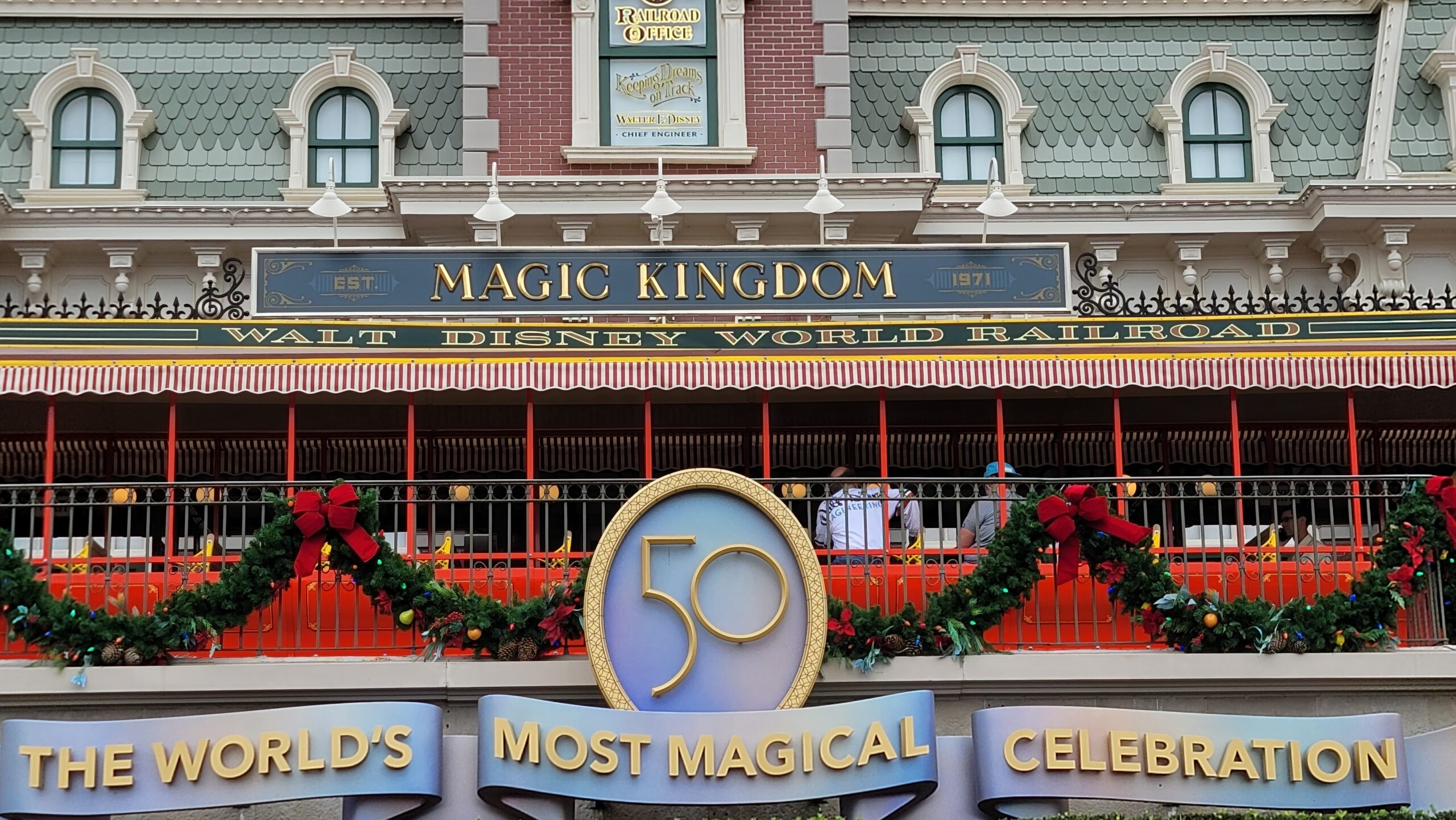 Cast Members are First Passengers in 4 Years on Walt Disney World ...