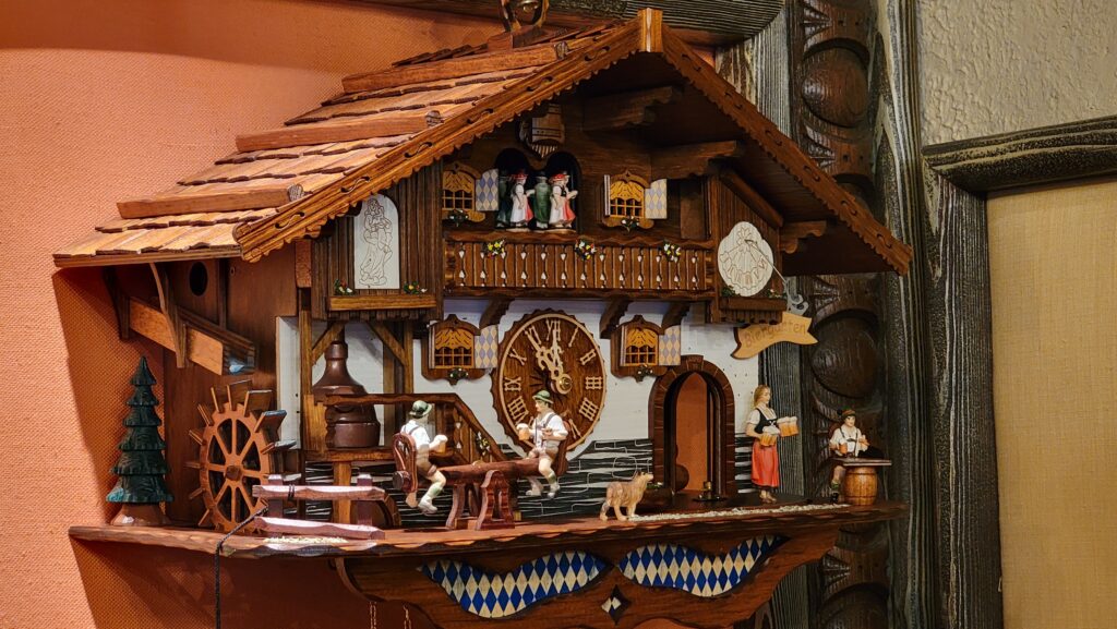 Clock and Crafts Shop Finally Reopens in EPCOT's Germany Pavilion Photo ...