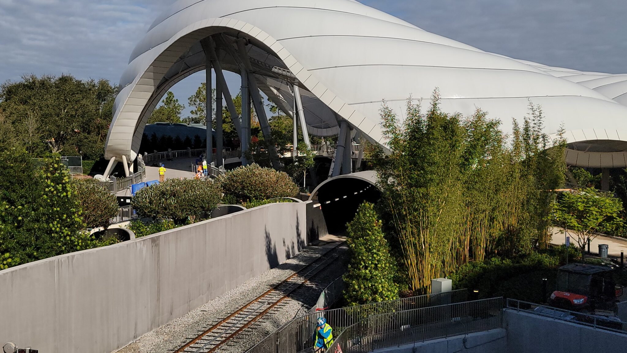 A closer look at the Tron Lightcycle Run Construction from the Magic ...
