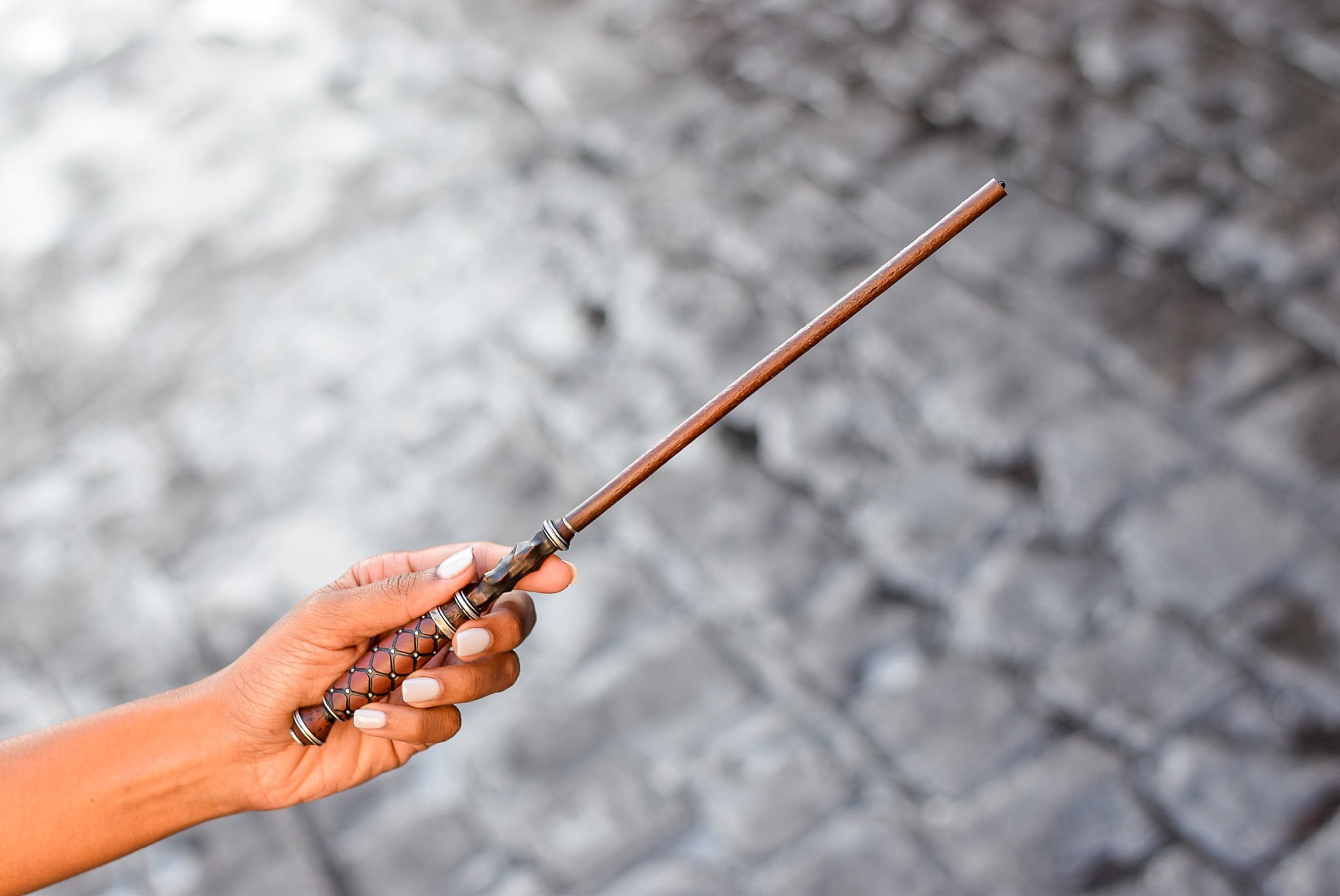 13 New Wizarding World of Harry Potter Interactive Wands Coming to Universal Theme Parks | Chip ...